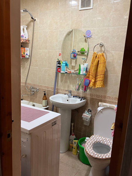 Продаётся 1/4/4 Буюк ипак йули метро