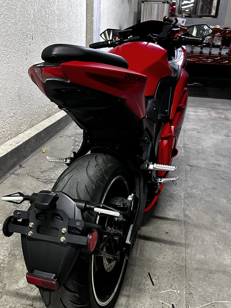 Elektro Bike moto Ducatti Panigali 3500w xolati ideal xaydashga tayyor