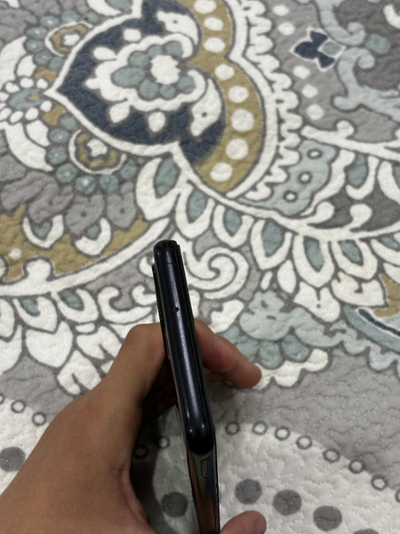 Samsung a22 ayol kishi ishlatgan nar#i 950.000