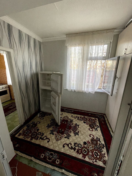 Мирабад, Метро Космонавтов, 3/4/4