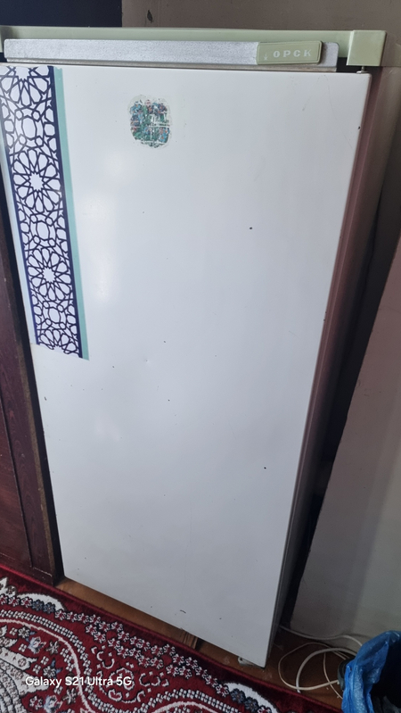 Xaladelnik sotiladi holati yaxshi zoʻr ishlaydi