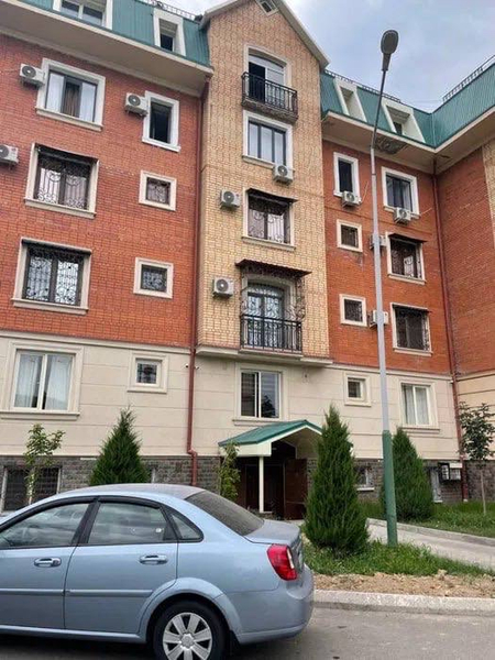 Продается офис Ор-р: Улица Нукус 250 м2