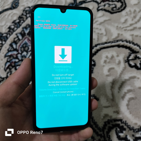 Samsung a24 xolati juda tiniq