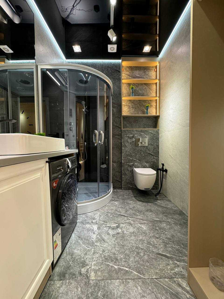 Люкс 2-комн. квартира 60 м², кирпич, центр, метро Минор, Под Аренду