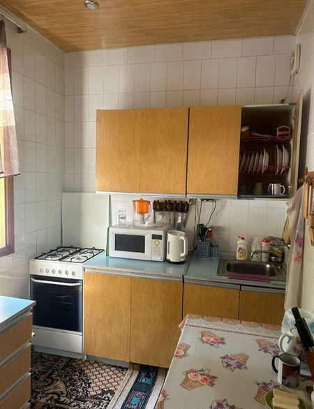 На 11 квартале Чиланзарского района продается квартира. 3/2/4