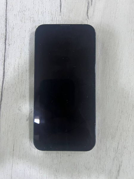 Iphone 13 pro LL/A sotiladi