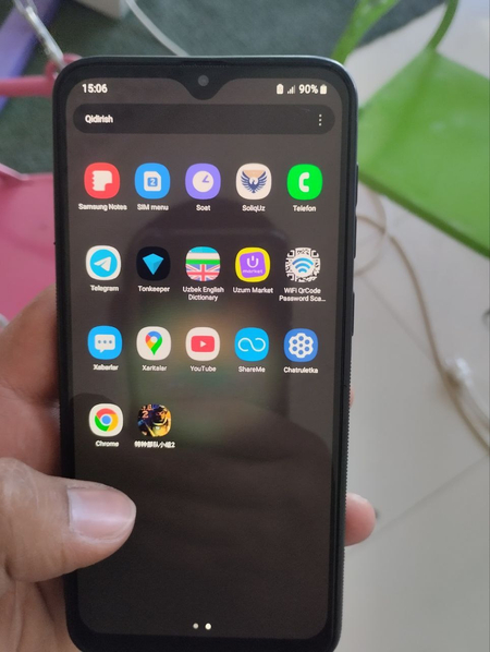 Samsung A20 narxiga arziydigan zor telefon.