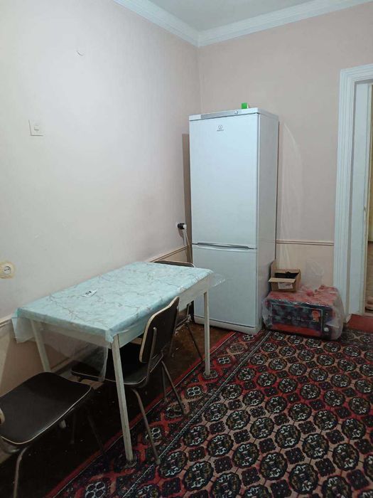 Янги хаёт 18 квартал 2/3/4 кирпич 77 серия, состояние среднее