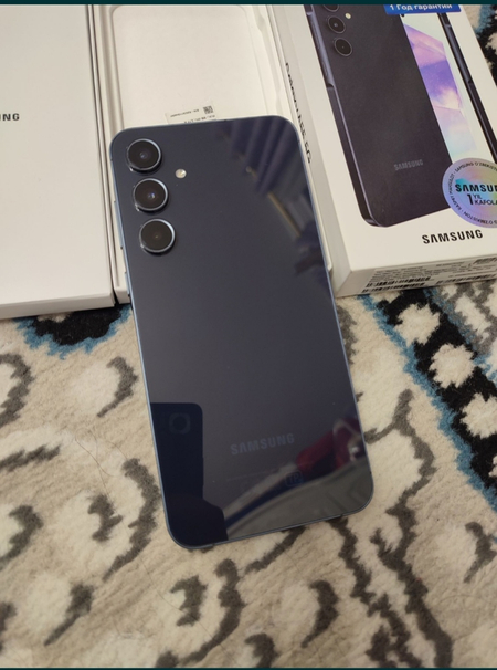 Samsung galaxy A55 yengi dark blue