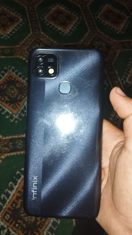 Telefon sotiladi Infinix hot 10i