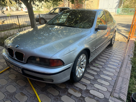 Поддержанная БМВ E39