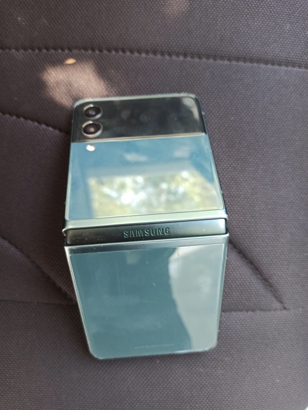Samsung z flip 3 256/8
