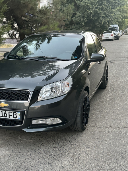 Nexia 3 2022 sotiladi  12000