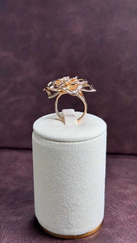 Кольцо Piaget rose
