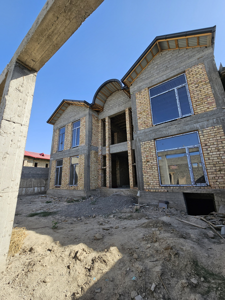Продаётся недостроенный дом 4 сотки 4 комнаты Урганжи