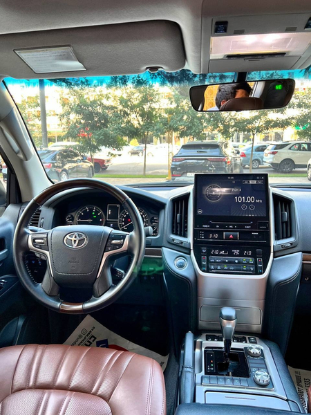 Land cruiser 200  4.6 mator