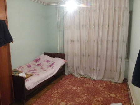 Срочно продам 3-х комнатную рядом с метро Дружбы народов