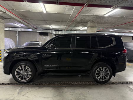 Toyota Land cruiser 300