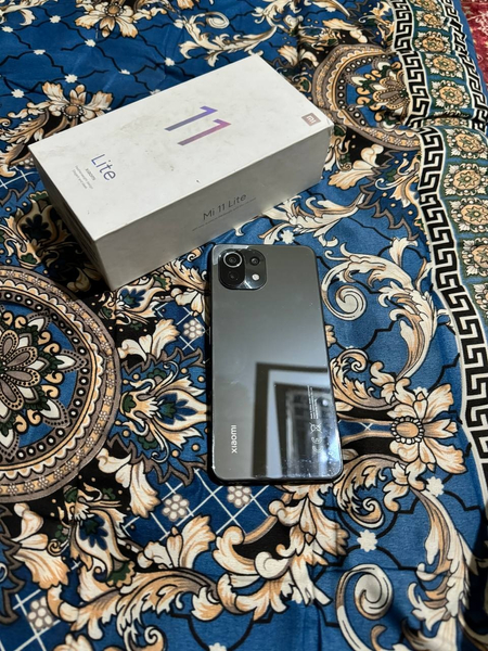 Realmi 11 layit.