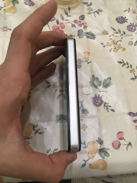 Intex knopka tel