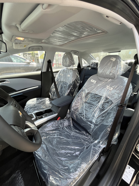 Chevrolet Monza 1.5 л черный