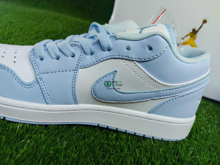 Nike Air Jordan 1 Low Ice Blue