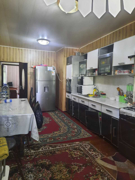 谷 123006 谷 Yakkasaroy tumanida kvartira sotiladi [100 м²]