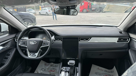 JAC J7 1'5 Turbo Full Comfort