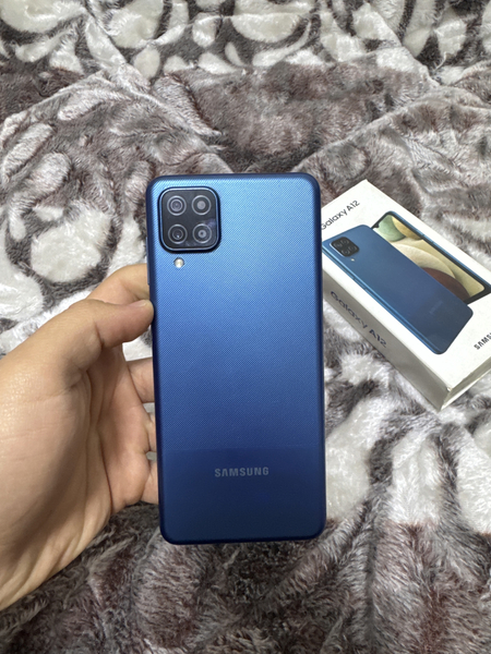 Samsung Galaxy A12 с гарантией