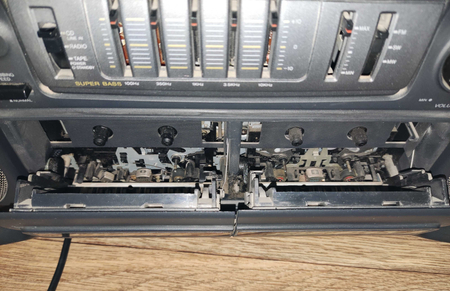 aiwa ca-wr67he магнитофон Япония дека aux радио кассеты всё работает