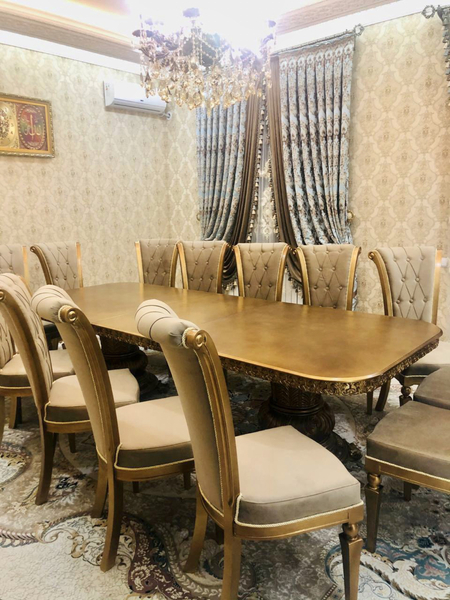 Стол и 12 стульев в комплекте. Стол ва стуллар комплекти