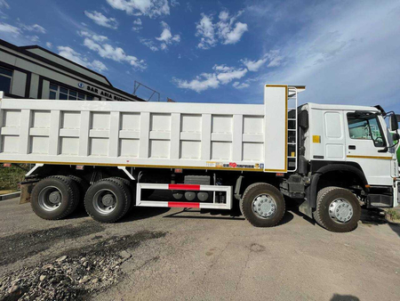 Sinotruk HOWO 40T 2023