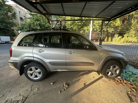 Toyota rav 4 2004