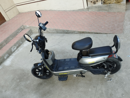 Elektro mototsikl