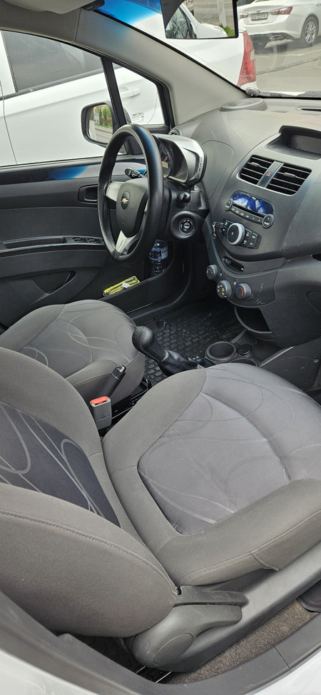 Продается  Chevrolet Spark 2018г (Белый) . Сотилади Shevrolet Spark