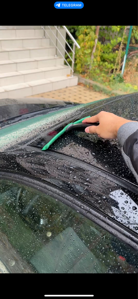 Vikan firmasidan suv i qor tozalidigan skripbog