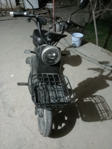 Skuter elktro mobil