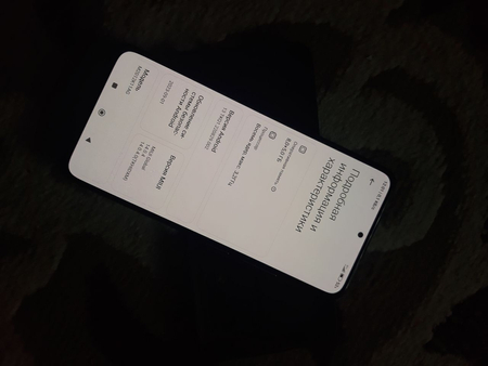 Poco f3 5G 8 5 256 gb aybi yoq bez karopka telni ozi idyal pubg da zor