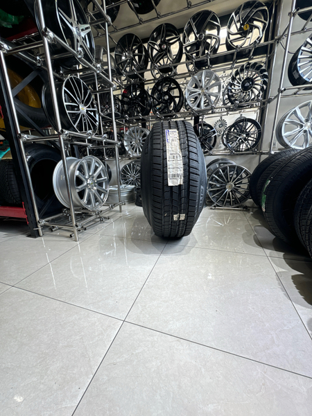 Michelin 245/40 R19 98Y PILOT SPORT 4S MO1