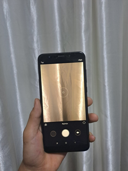 Redmi 5 plus 3/32 gb