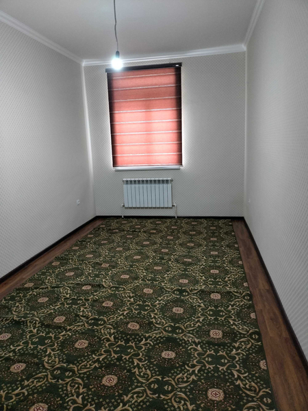 Базар жакта квартира ижарага бериледи