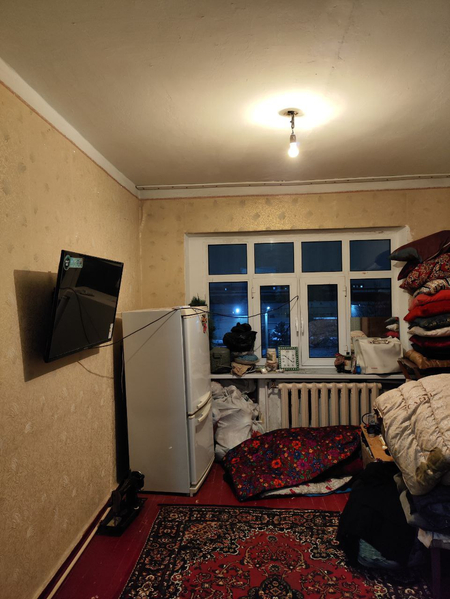 18 м2.  квартира СЕРГЕЛИ 2 на 4/4 кирпич бывшем общежитии санузел свой