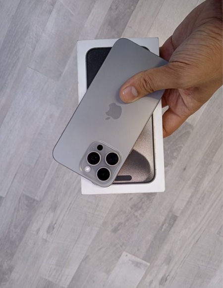 Iphone 15 pro Max