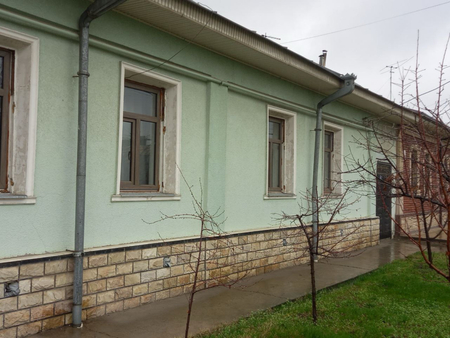 Продается частный дом,ИСТИРОХАТ 1 линия, Участок сотилади
