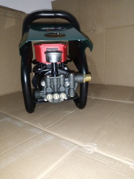1800w karcher 160бар мойка высокого давления
