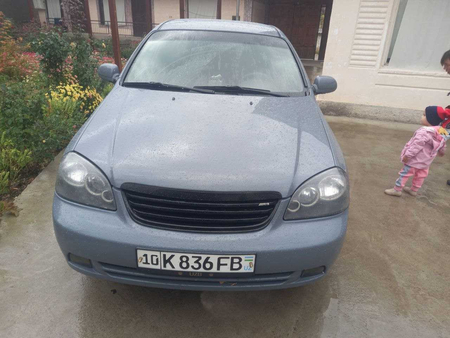 Optra Lacetti sotiladi