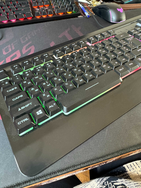 Oyin klaviaturasi /klaviatura /Игровая клавиатура 2e Gaming KG320
