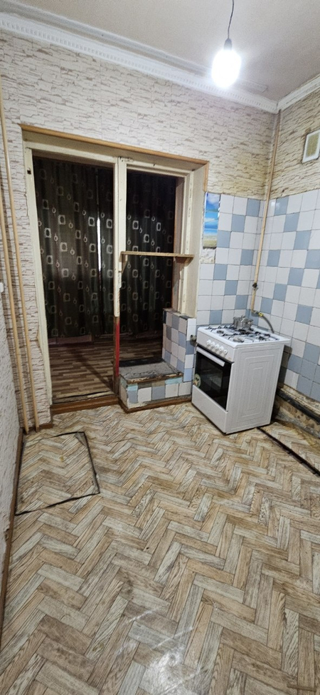 М.Горький 1/1/5 2на6 42м² Буюк Ипак Йули  Художников Единое окно Б-Р