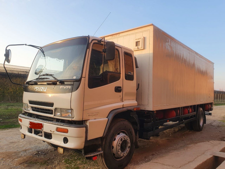 Izuzi 2015 holati yaxshi