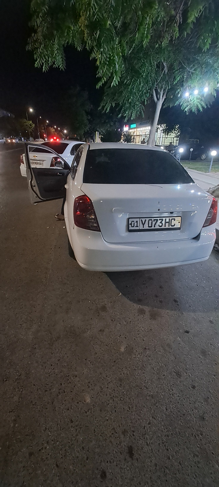 Lacetti 2010yil bez rasxod gaz bor